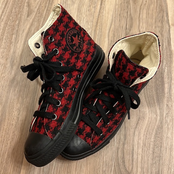 Converse | Shoes | Rare Converse Chuck Taylor All Star High Top Red And ...